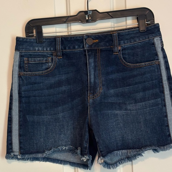 CAbi | Shorts | Cabi 5594 Tuxedo Tomboy Short | Poshmark